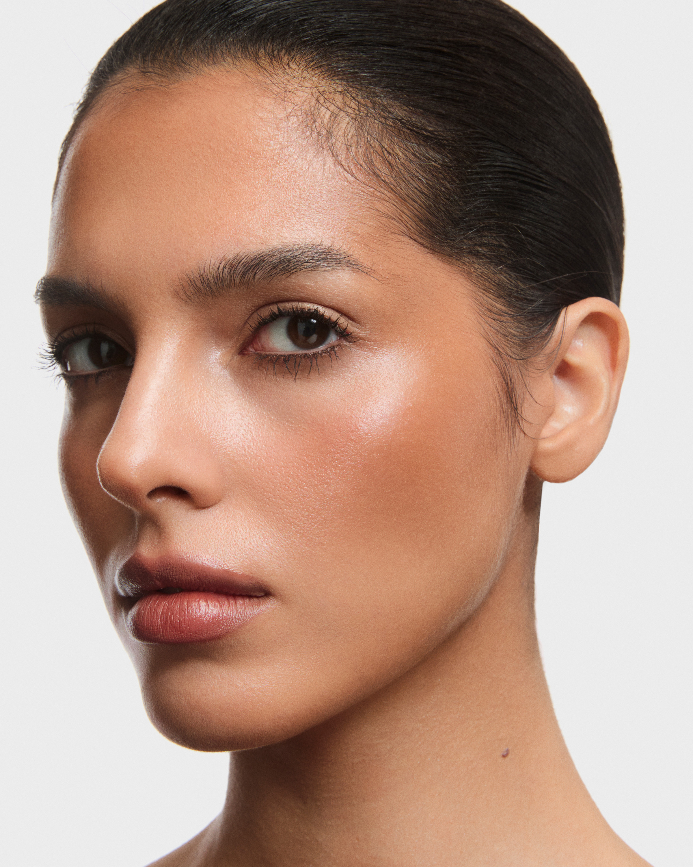 Ołówek do ust Velvet Define - INGLOT