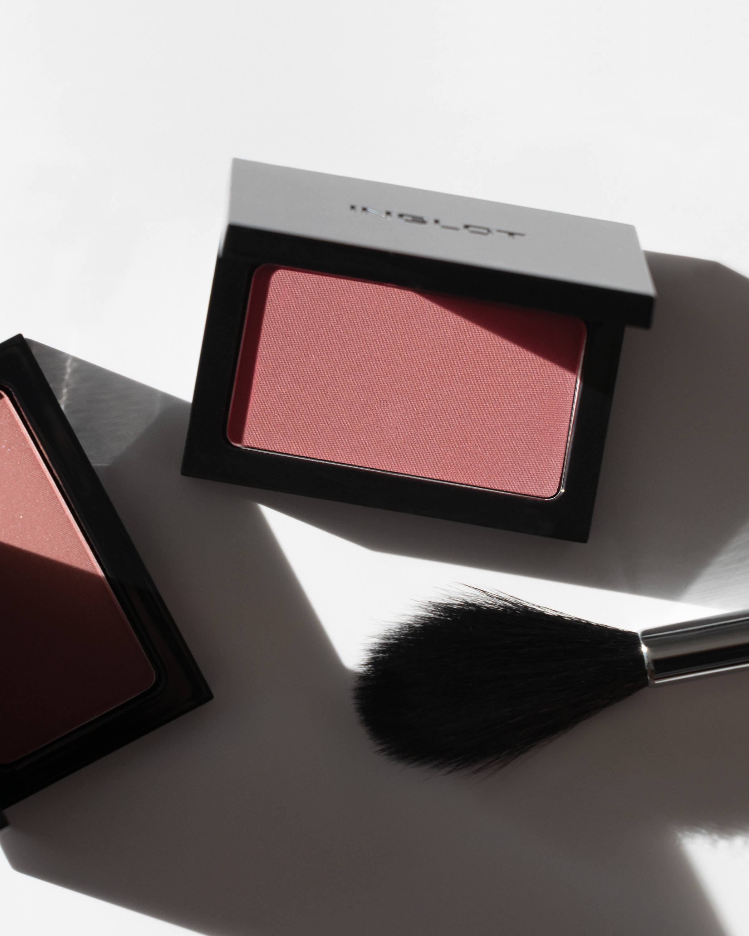 Róż do policzków FREEDOM SYSTEM Radiant Skin SS26 - INGLOT